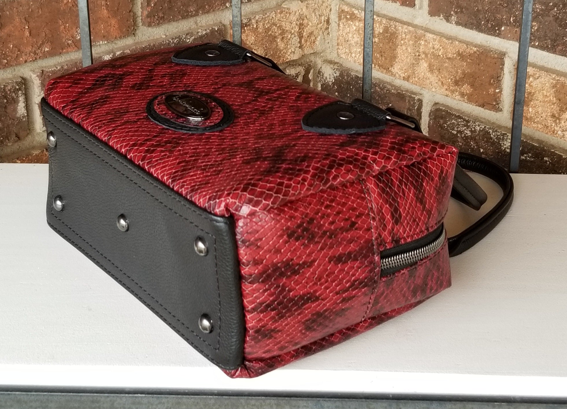 The Lettie Mini Bowler Bag Digital Pattern – Kaya Papaya Design