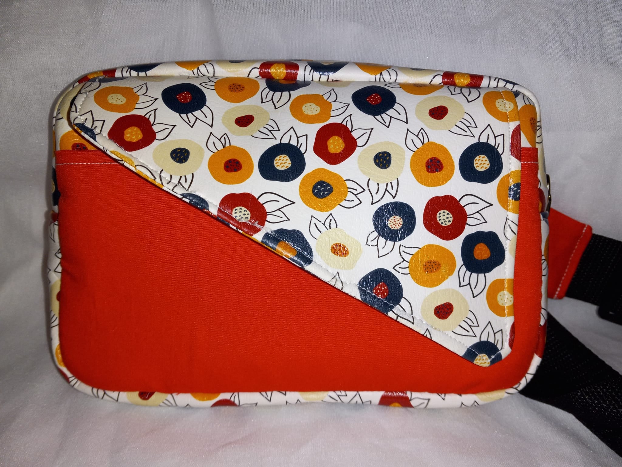 The Joey Pouch Digital Pattern – Kaya Papaya Design